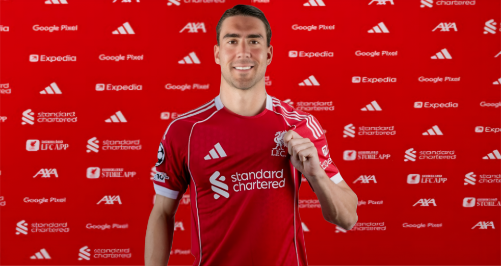 Report: Liverpool make offer to sign £375,000-a-week striker after Isak ...